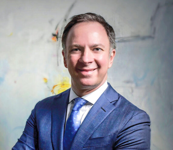 Blepharoplasty Miami - Transform Your Eyes with Dr. Bustillo