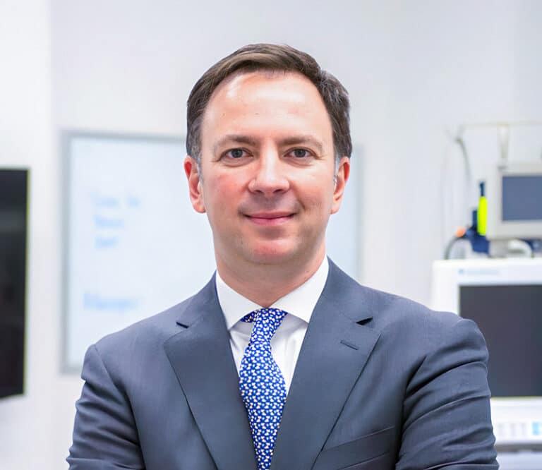 Facelift Miami | Dr. Bustillo: Expert Facelift Surgeon